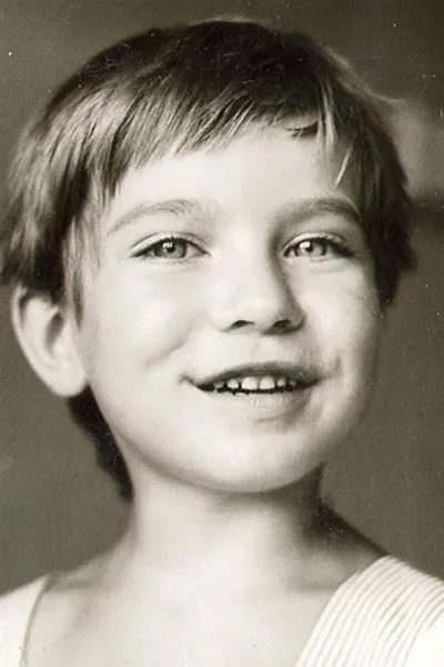 Таємниці минулого співачки ялинки | yak.koshachek.com